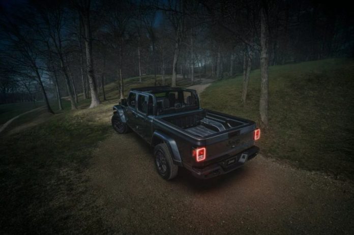 Jeep Gladiator отримав брутальну спецверсію Dark Sky - ZUBR.in.ua