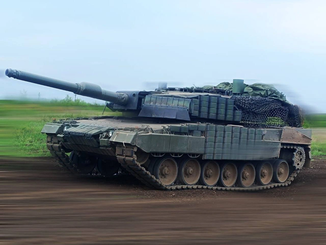 Нацгвардія отримала танки Leopard 1A5 та Leopard 2A4 - ZUBR.in.ua