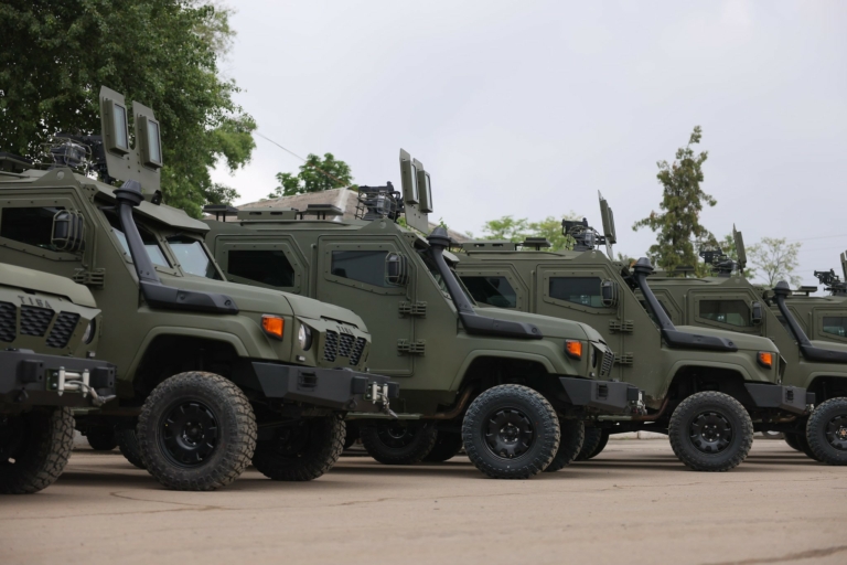 Сили оборони отримали перші броньовані UAT-TISA на базі Land Cruiser із захистом від мін і ...